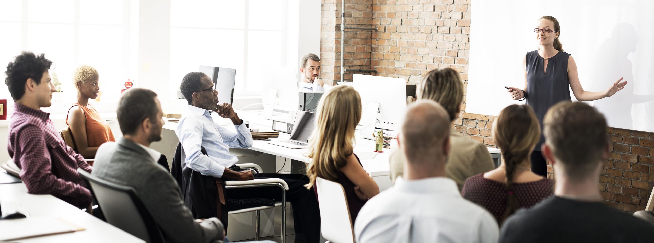 How To Conduct An Effective Team Meeting Concierge Executive Offices